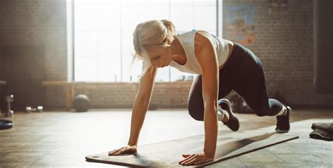 Ejercitarse En Casa Los 10 Ejercicios De Crossfit Que Puedes Realizar