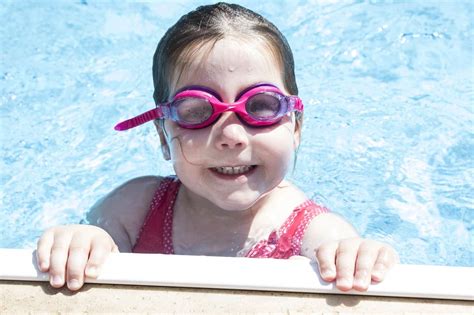 Piscines à Marseille Où se baigner Que faire en famille
