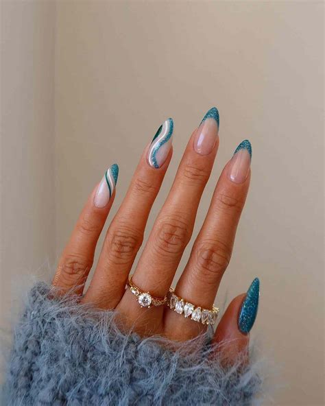 Aquamarine Nail Looks That Scream Mermaidcore