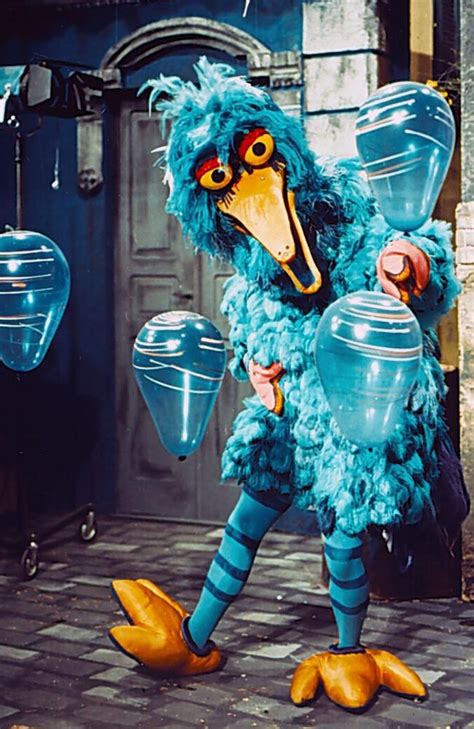 Big Bird Sesame Street Fans Only Just Discover The Characters ‘cousins All Over The World