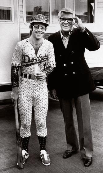 See Photos From Elton Johns Legendary Dodger Stadium Concerts Elton