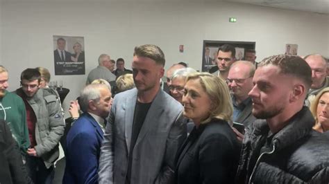 Marine Le Pen On Twitter Merci Tous Pour Votre Ind Fectible Soutien