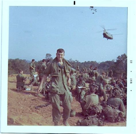 001 101st Airborne Division Vietnam Photo S