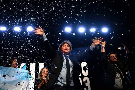 Javier Milei derruba peronismo e é eleito presidente da Argentina