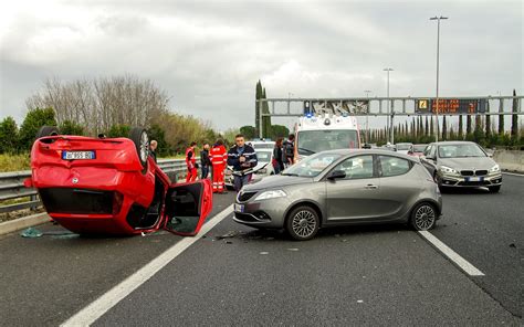Que faut il faire en cas d accident de voiture La petite planète