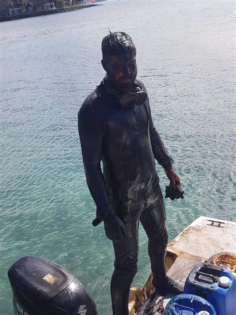 There Was An Oil Spill Recently And This Guy Covered In Oil Really Reminded Me Of The Soma