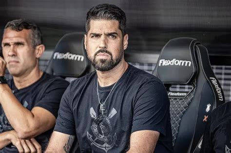Veja a provável escalação do Timão para o clássico contra o Palmeiras