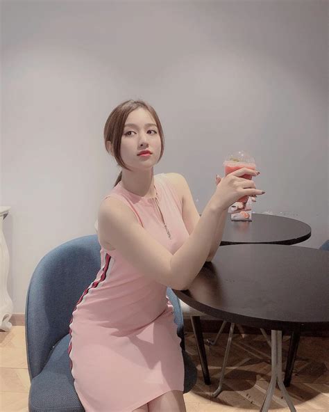 Hot Girl Th Ch Th R Ng G Y S C Trong Nh Ng B Bikini Nh X U Xuy N