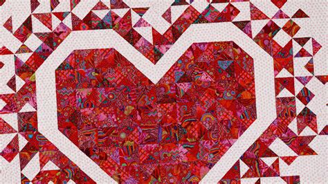 Make An Exploding Hearts Quilt With Jenny Doan Of Missouri Star