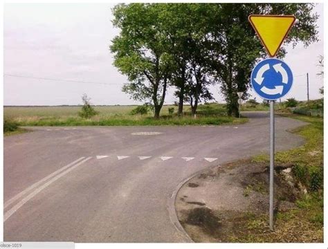 Absurdy drogowe w Polsce Kto to wymyślił Zobacz bo w to nie