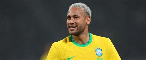 Amical Neymar Dans Son Jardin Contre La Tunisie Officiel