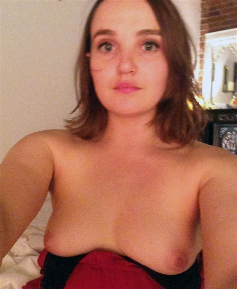 Chloe Fineman Nude Photos And Leaked Porn Scandal Planet