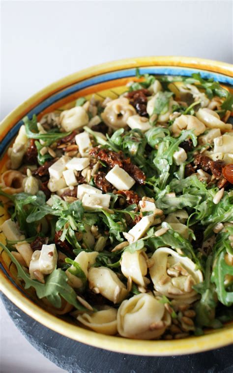 Sa Atka Tortellini Z Rukol I Suszonymi Pomidorami Kulinarna Inspiracja