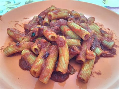 Pasta All Amatriciana Ricci E Sfizi