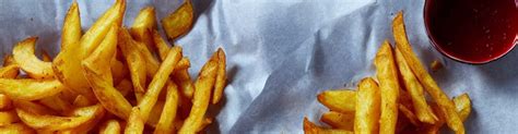 Cocinar Patatas Fritas Saludables En Una Freidora De Aire
