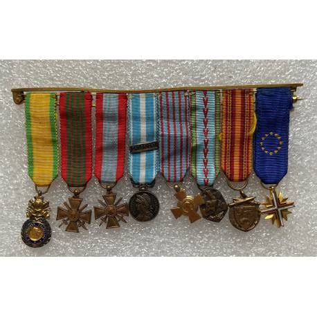 Barrette 8 décorations réductions 2e Guerre Mondiale et T O E