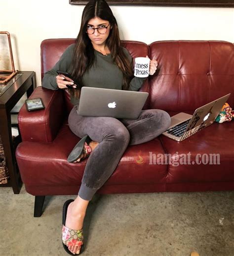 10 Fakta Tentang Mia Khalifa Gadis Muslim Jadi Bintang Porno Popular