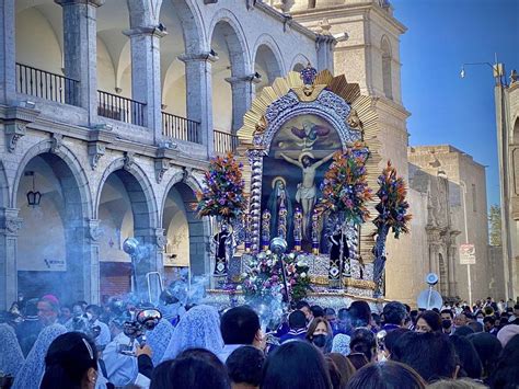 Son 37 cuadrillas que cargarán el anda del Señor de los Milagros de