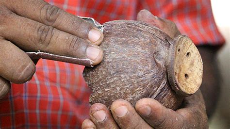 Coconut Shell Handicrafts Orumindicus