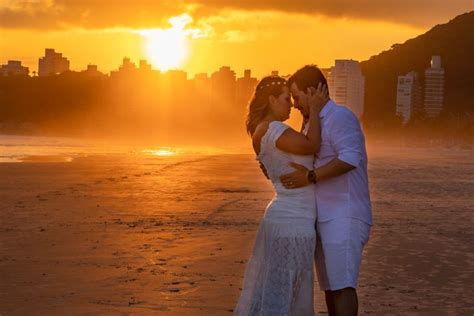 Ensaio na praia ensaio de casal pré wedding praia fotografia