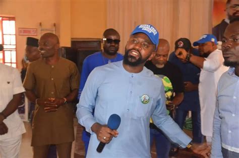 2 950 PDP APGA YPP Members Defect To APC In Abia
