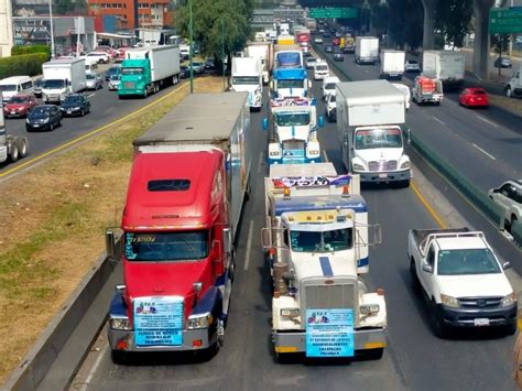 La Jornada Se reúne SG con transportistas ante paro nacional