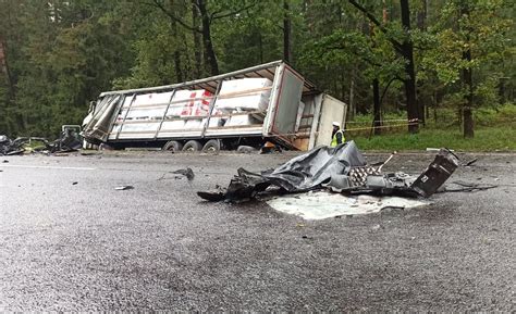 Wypadek na trasie Bobrowniki Białystok Zginął ojciec i troje dzieci
