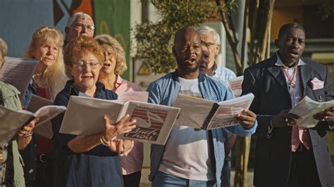 Foto Zum Film Living Bach Bild 2 Auf 14 FILMSTARTS De