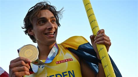 Athlétisme Armand Duplantis signe un nouveau record du monde du saut