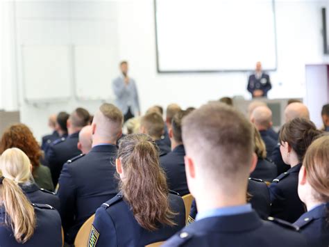 Polizei Sachsen Hochschule der Sächsischen Polizei FH Herzlichen