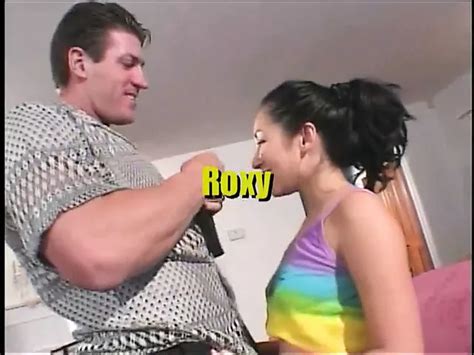 그녀의 얼굴에 정액을 쏘기 전에 핫한 자지를 따먹는 스터드 xHamster