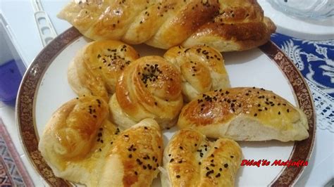 Sade Mayalı Poğaça Tarifi Dilek le Mutfakta