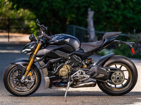 Custom Dark Stealth Ducati V Streetfighter New Mods Atelier Yuwa Ciao Jp