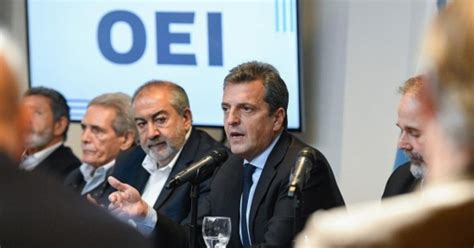 Sergio Massa se reunió con la CGT para analizar la situación económica