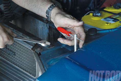 Step By Step How To Install Hoodpins Hot Rod Network