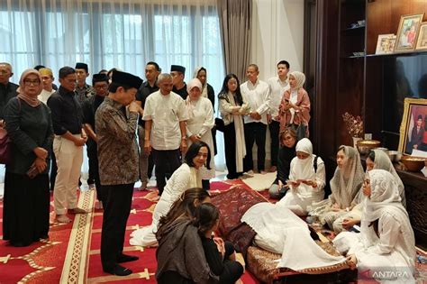 Keluarga Tanri Abeng Berterima Kasih Atas Dukungan Yang Diberikan