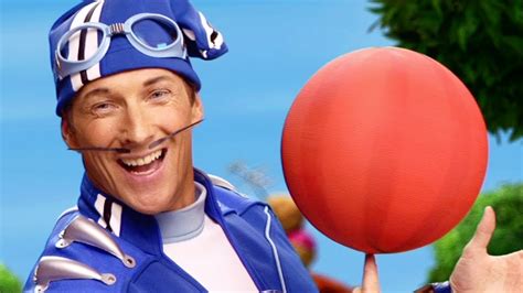 Lazy Town en Español Sportacus Falso El Diario de Stephanie El Nuevo