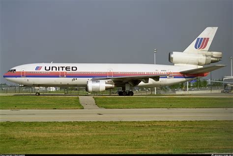 N1810U United Airlines McDonnell Douglas DC 10 10 Photo By Mark