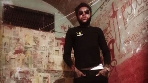 Vybz Kartel Shares Another Photo From Behind Bars Says The Comet Is