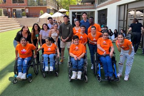 En el marco del Mes de la Inclusión y Diversidad estudiantes de Sede