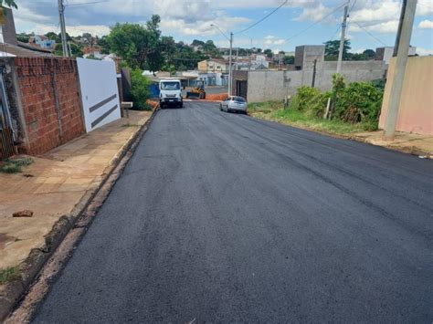 Prefeitura de Bauru realiza o recape de ruas na região do Jardim Rosa