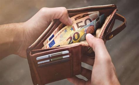 La Seguridad Social Da Una Ayuda De 115 Euros Al Mes Por Cada Hijo Para