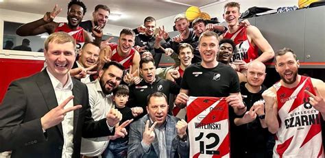 Grupa Sierleccy Czarni Słupsk rozgromili Anwil Włocławek Zła passa