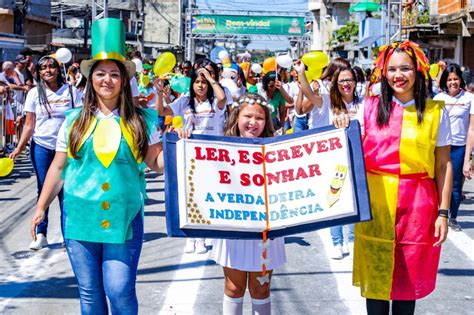 Belford Roxo abre a Semana da Pátria Desfile Cívico em Heliópolis