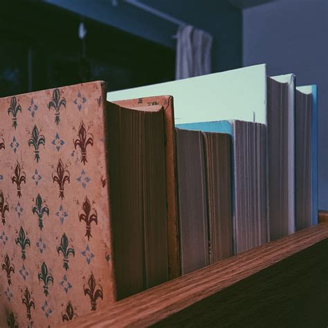 The Superiority Of Paper Books The New Englander Enewspaper