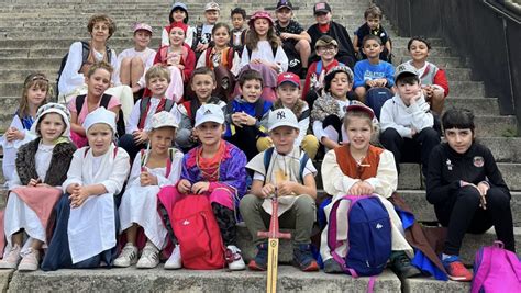 Les fêtes du roi de l oiseau 2022 Ecole Sainte Jeanne d Arc