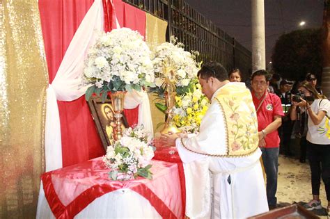 Trabajadores Y Funcionarios Rinden Homenaje Al Corpus Christi