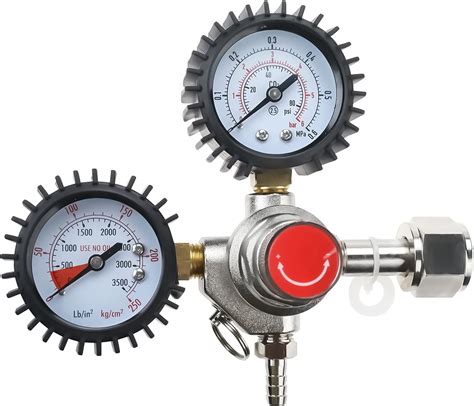 Amazon SKYTOU Dual Gauge CO2 Regulator Keg Beer Regulator CGA 320