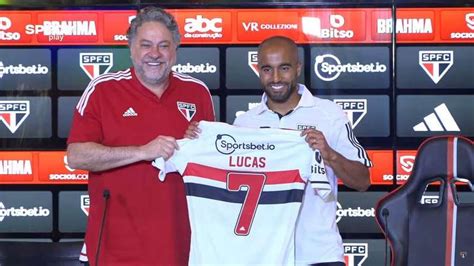 Lucas Moura é apresentado no São Paulo e vai vestir a camisa 7