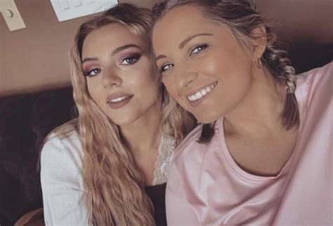 Mom Or Daughter First Scrolller
